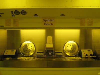 Spinner (Right) | Micro-Nano-Mechanical Systems Cleanroom Laboratory ...