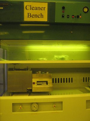 Spinner - High Speed | Micro-Nano-Mechanical Systems Cleanroom ...